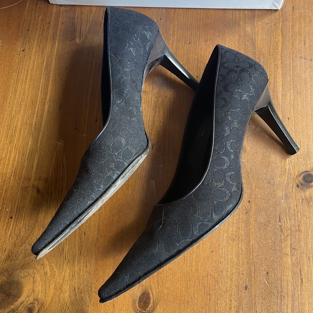 Coach Black Pumps - Gorgeous Logo Design! - Gem